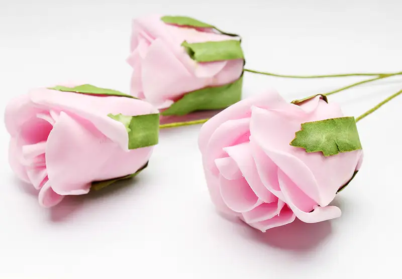 Квіти штучні Троянди з латексу на довгій ніжці D 5 см рожеві купити за ціною 0 00 грн в